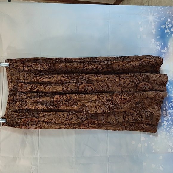 Koret | Skirts | Koret 24w Brown Paisley Skirt | Poshmark